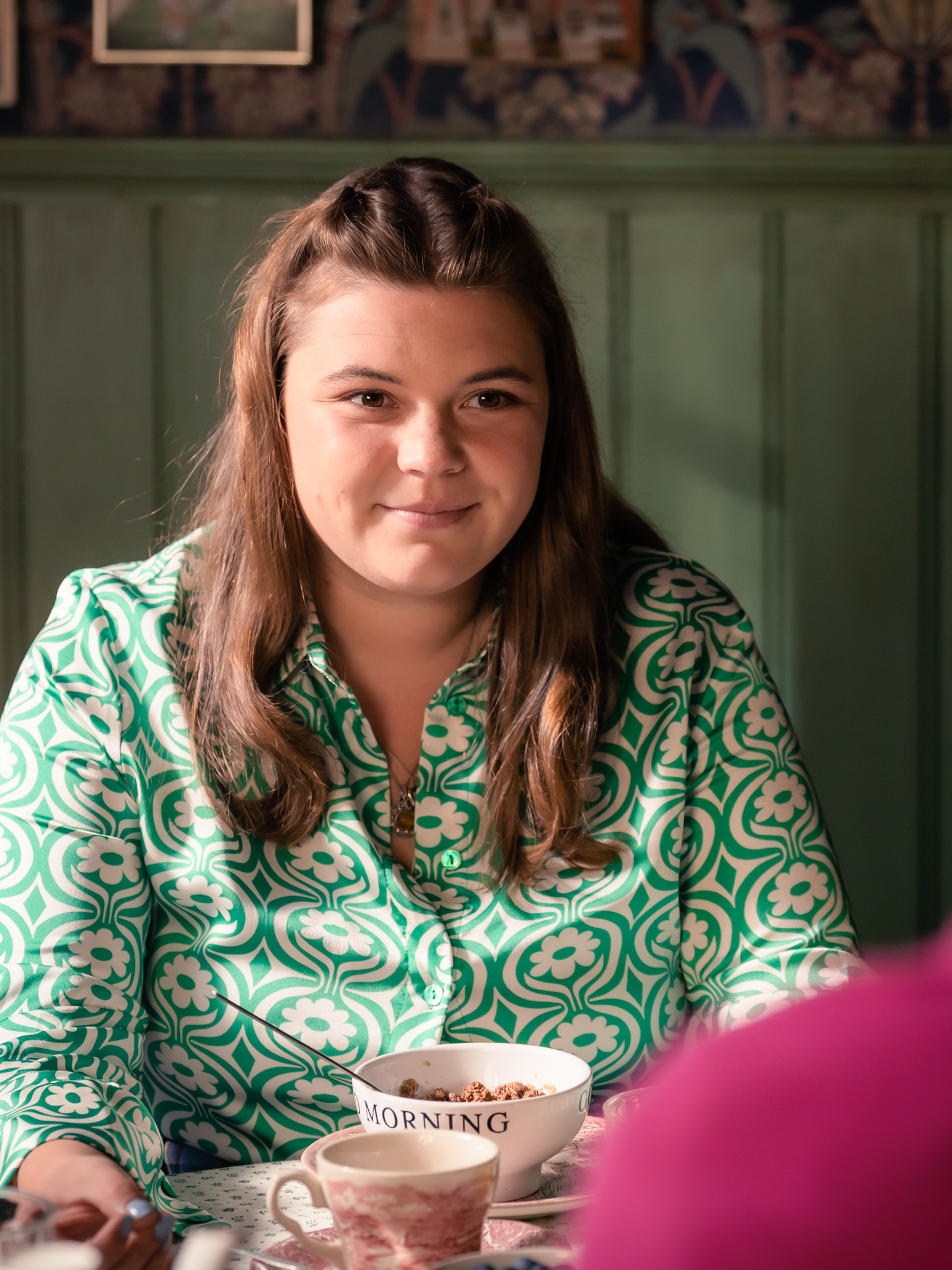 Save Me Cast - Mona Kasten